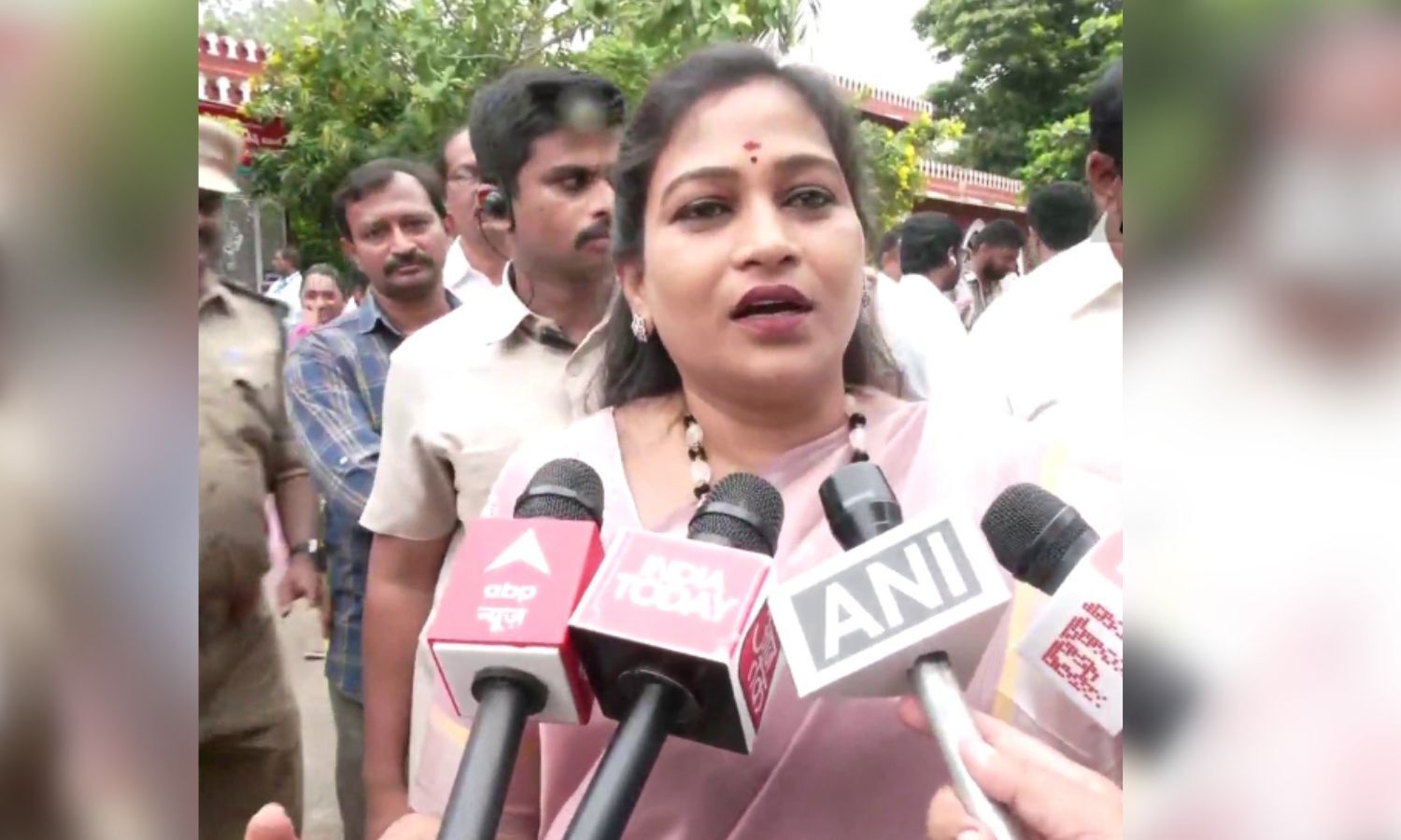 Tirupati Prasadam Controversy: YSRCP लड्डू प्रसादम की गलतियां छुपाने में लगी -आंध्र प्रदेश ...